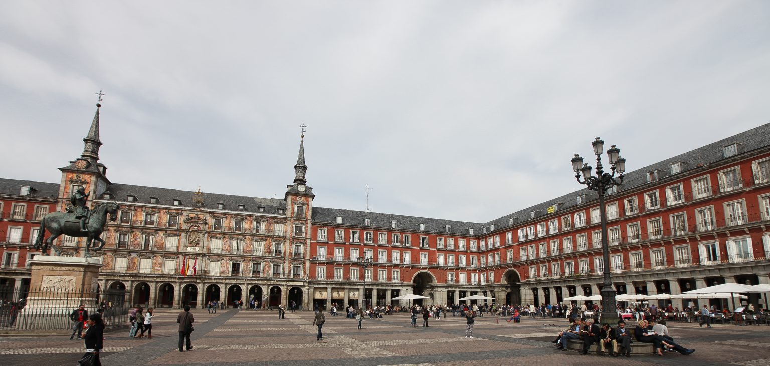 Top 14 Plazas in Spain - Architecture of Cities