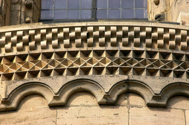 Romanesque Architecture and the Top 15 Romanesque Buildings ...