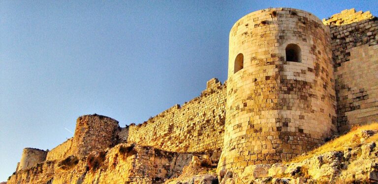 The Castles of the Crusades - Architecture of Cities