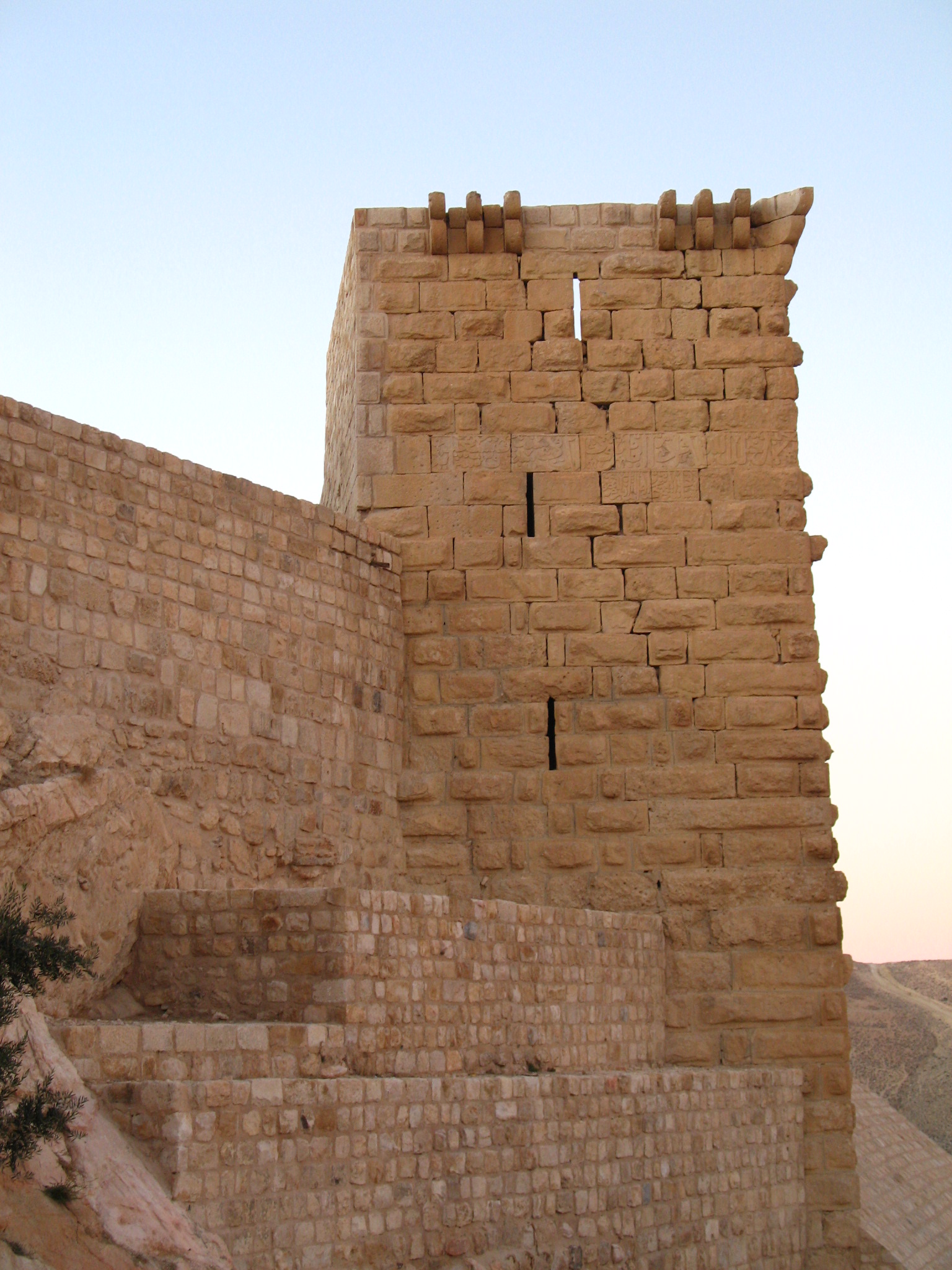 The Castles of the Crusades - Architecture of Cities