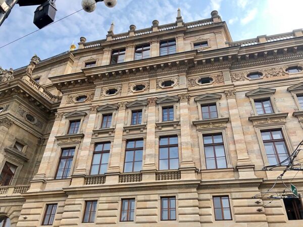 Top 25 Examples of Renaissance Revival Architecture - Architecture of ...