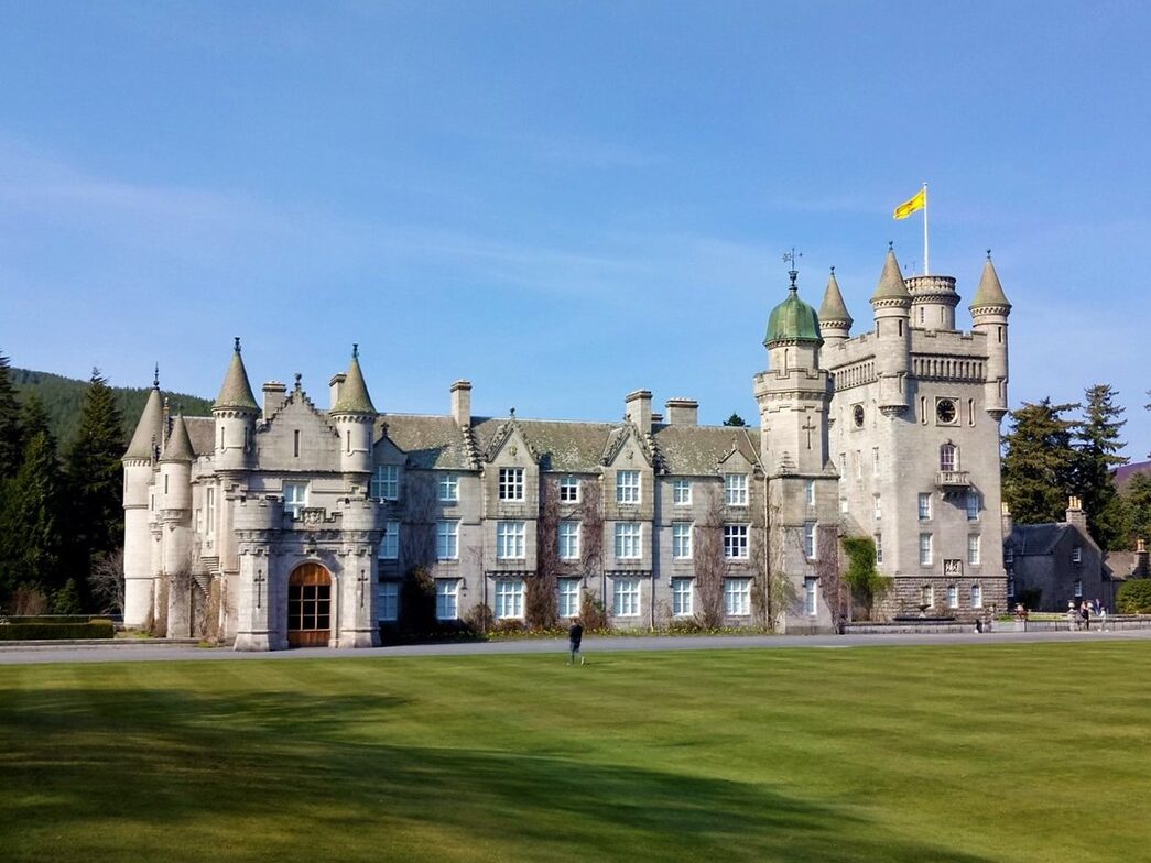 The Castles of the Romantic Age - Architecture of Cities