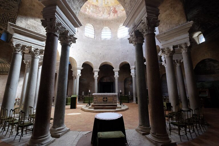 Top 10 Ancient Roman Mausoleums - Architecture of Cities